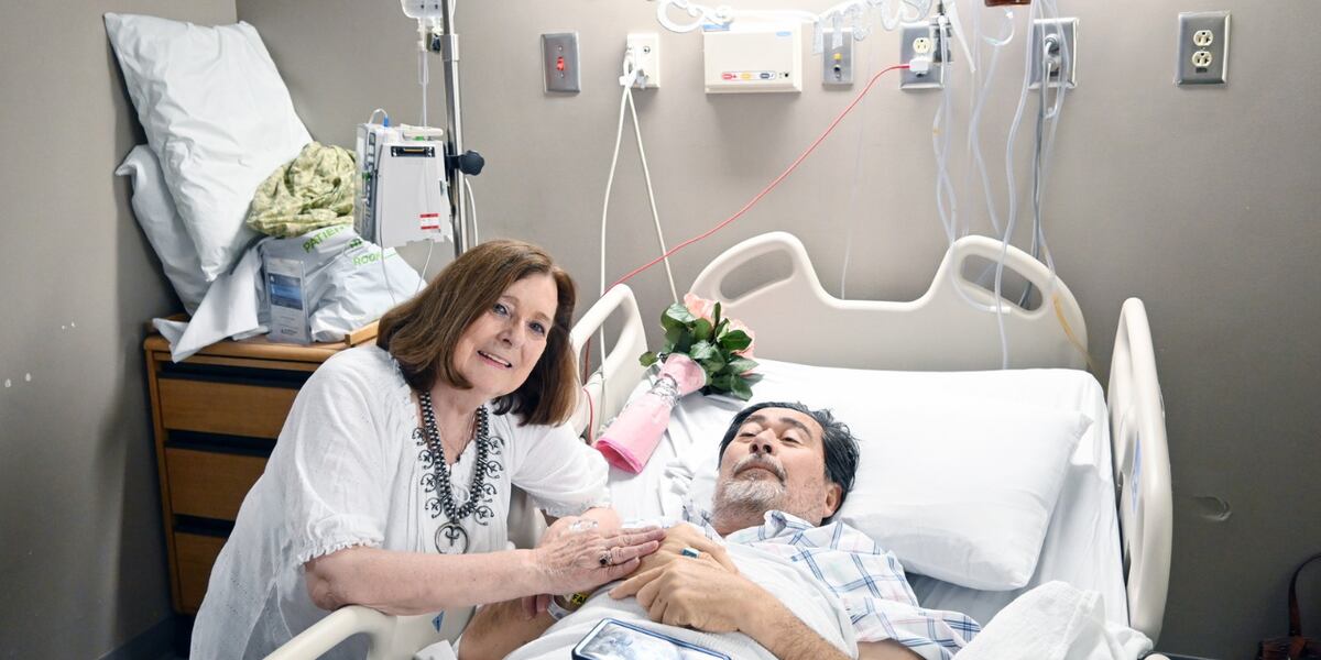 Couple of 33 years marries in hospital after terminal cancer diagnosis Couple of 33 years marries in hospital after terminal cancer diagnosis